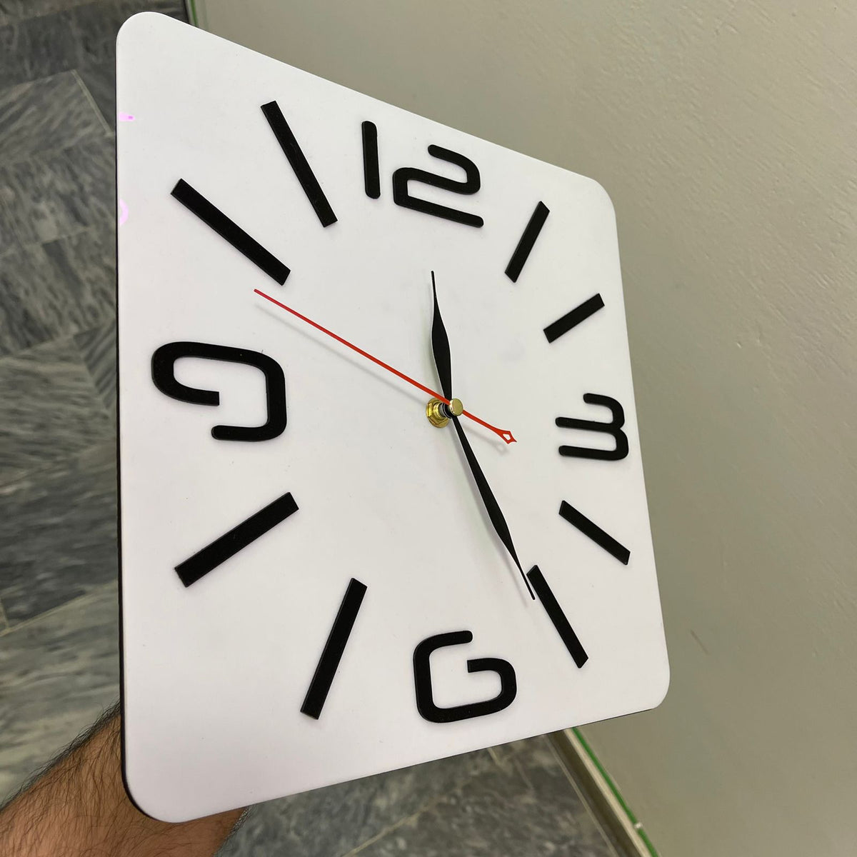 White and Black Shinny Acrylic luxury style wall clock – Pyari Walls